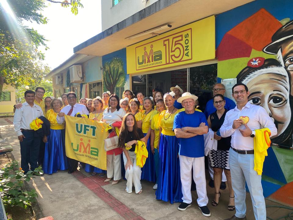 Comitiva da Universidade de Lima visita Câmpus de Palmas